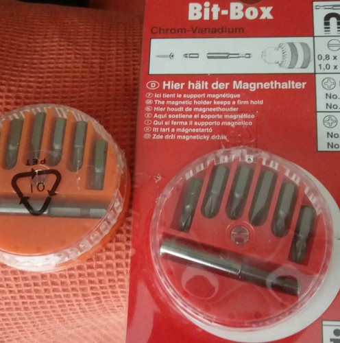 Ältere Bit-Box 7-teilig mit Magnethalter, Chrom Vanadium, 2 x FL, 2 x ...