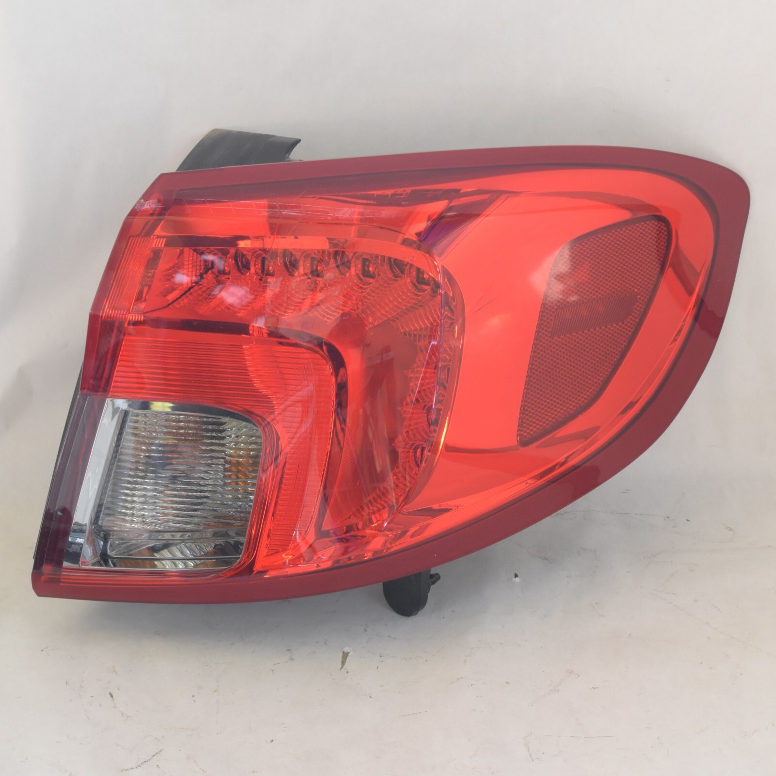 16-18 Buick Envision Right Passenger Outer Tail Light Lamp 23350632 OEM ...