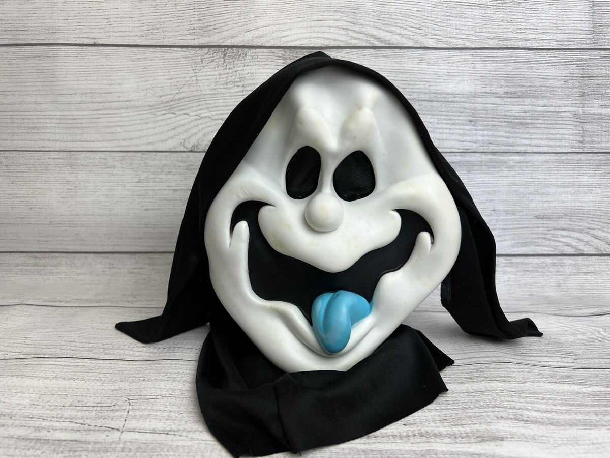 Happy Ghost Face