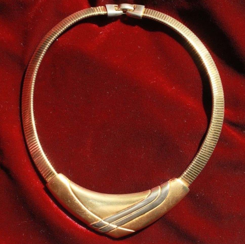 Vintage Napier snake link choker 5" diameter - Gem
