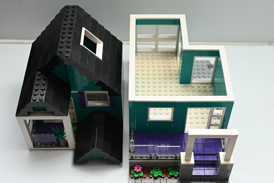 Brick House Dark Purple Modular City Custom Model Built compatible with ...