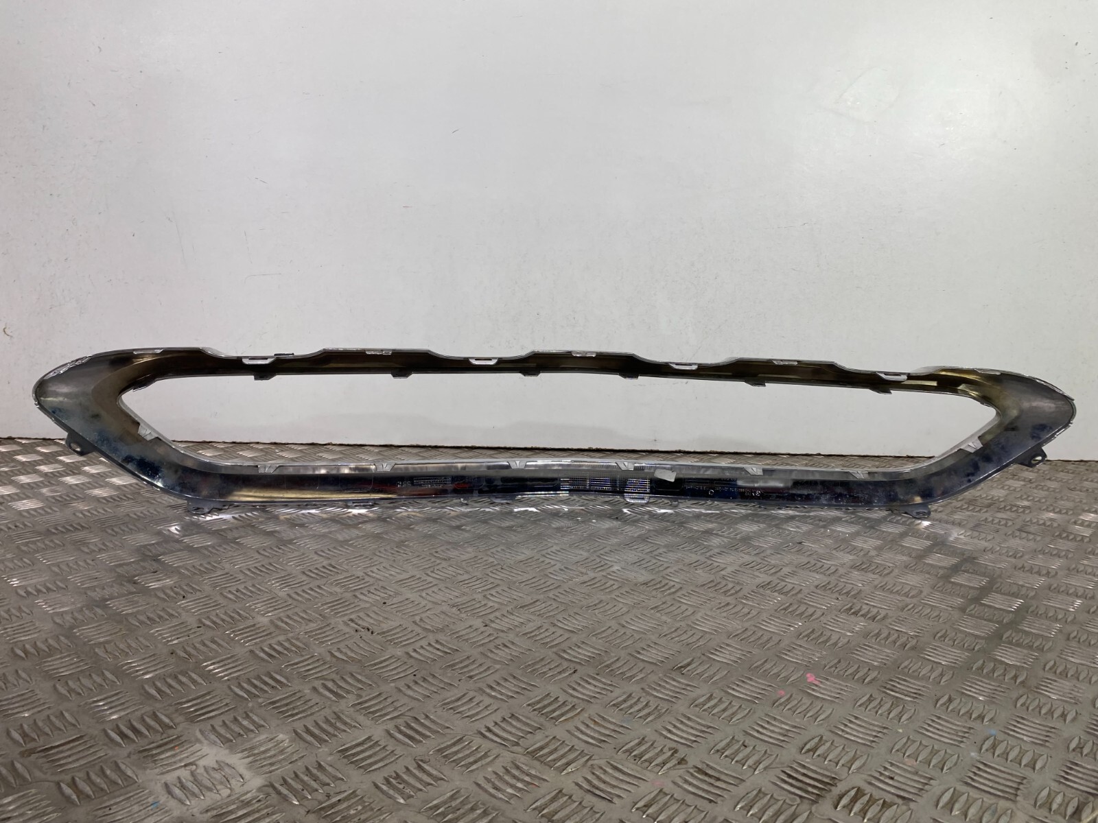 2015 ON MERCEDES GLC X253 FRONT BUMPER LOWER CHROME TRIM A2538851625 ...