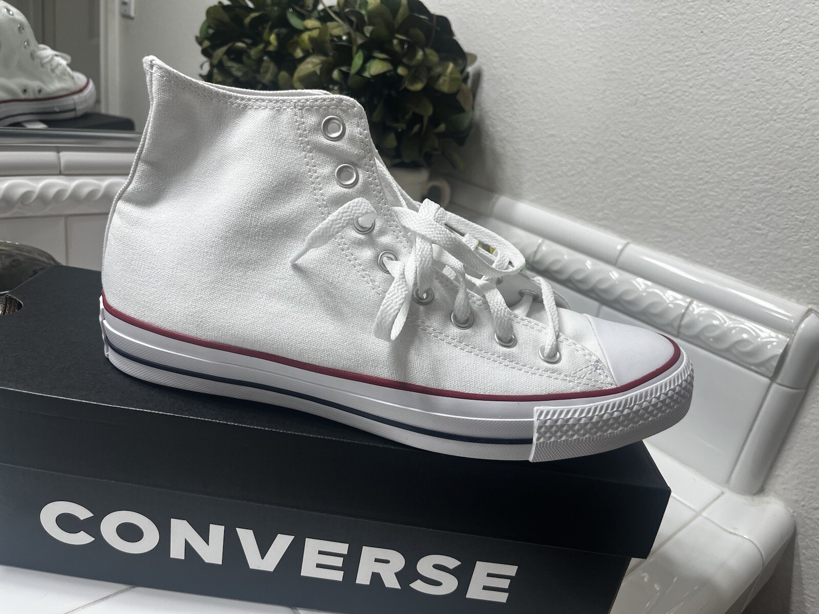 Size 11 - Converse Chuck Taylor All Star Canvas High Top White for sale ...