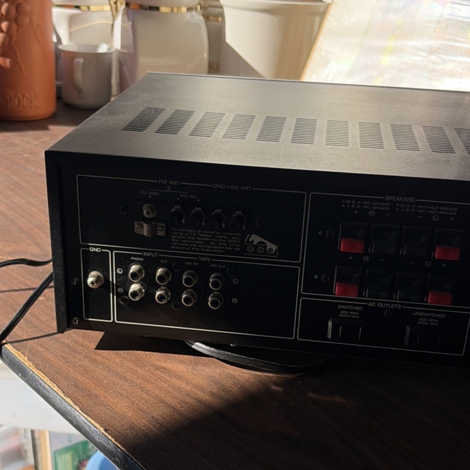 Yamaha CR-220 Natural Sound Stereo Receiver 100W Made in Taiwan Vintage ...