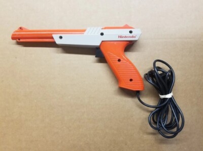Original 1985 Nintendo NES Zapper Duck Hunt Gun NES-005 Orange | eBay
