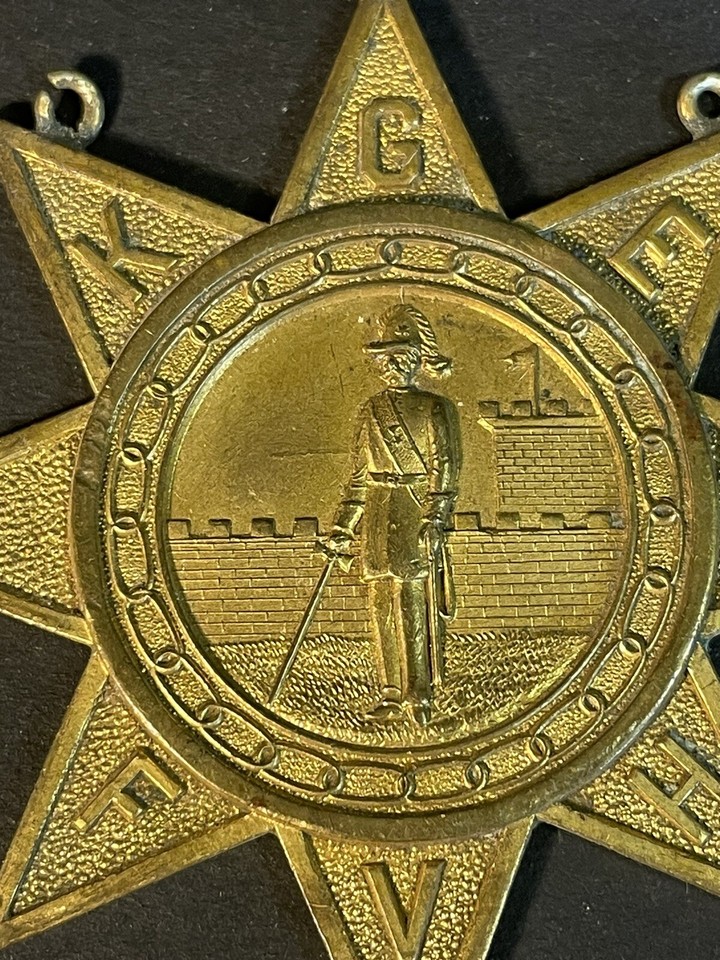 Part Of A 1891 Mason Soldiers Logo KGE FVH Pin Masonic Missing Top Pin ...