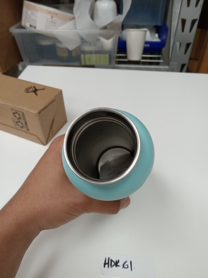 Hydro Flask 21 oz Water Bottle with Standard Flex Cap - Light Blue ...