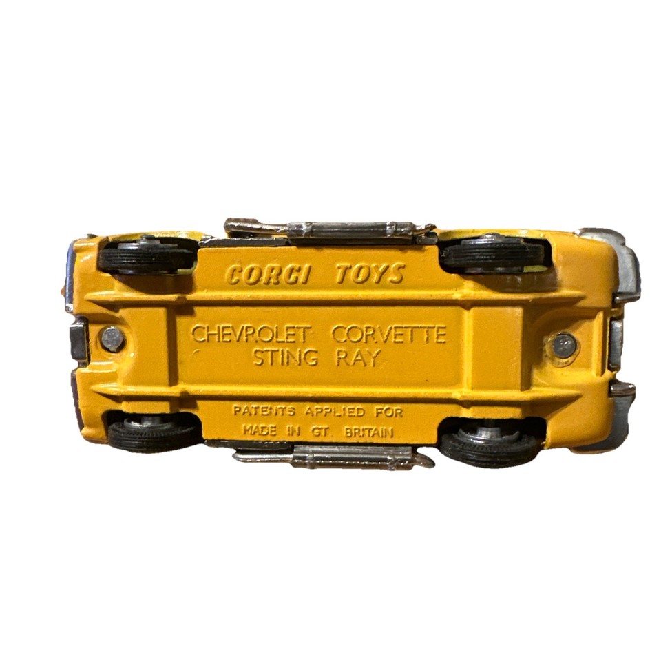 Corgi Chevrolet Corvette Stingray. Lazy Bones model car | eBay