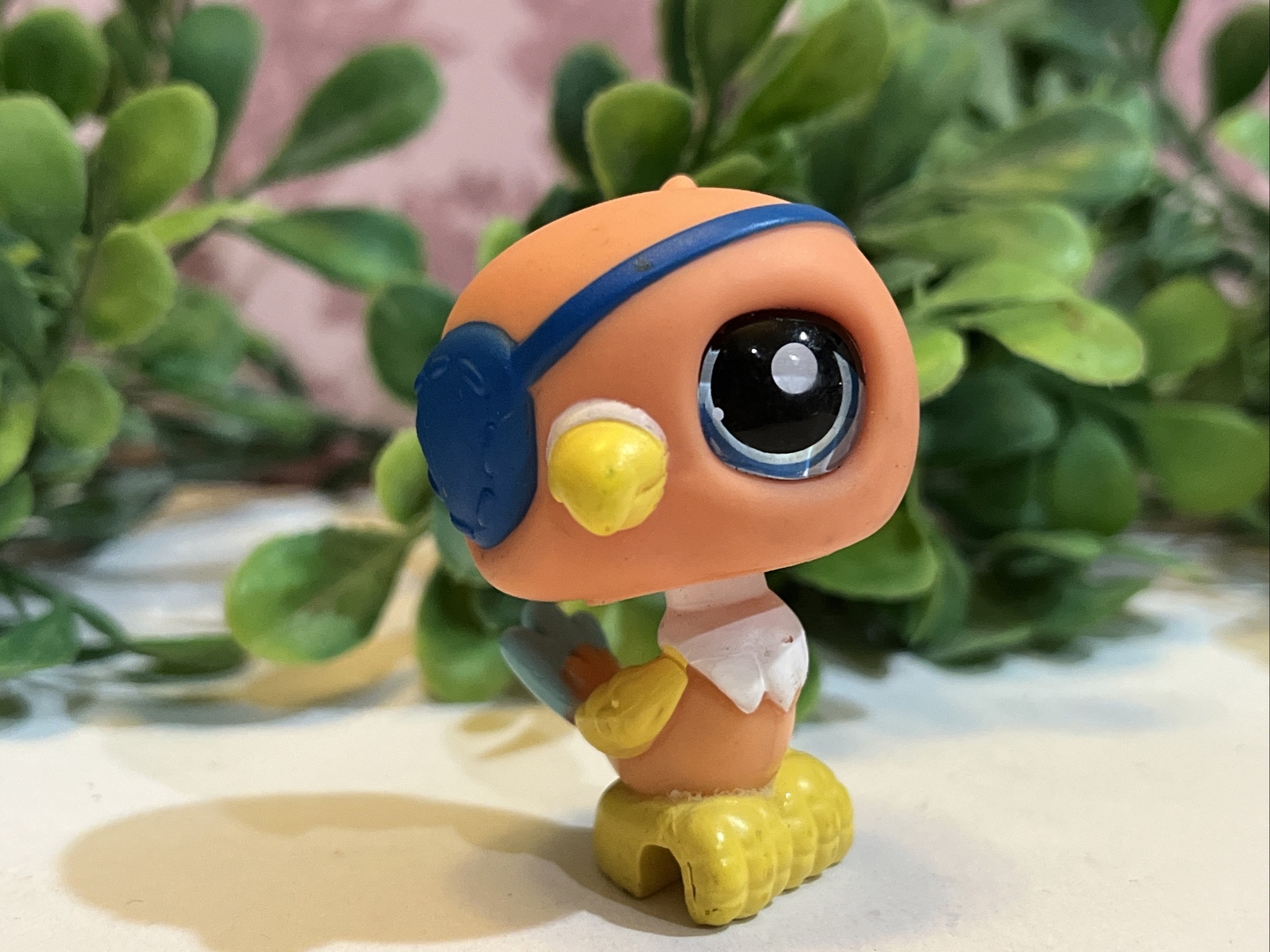 Littlest Pet Shop 882 LPS Authentic Glass Eye Peach Parrot Pirate Bird ...