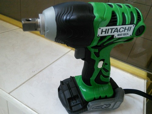 Hitachi WR18DL Cordless 18V Impact Wrench.Takes Post Style Battery ...