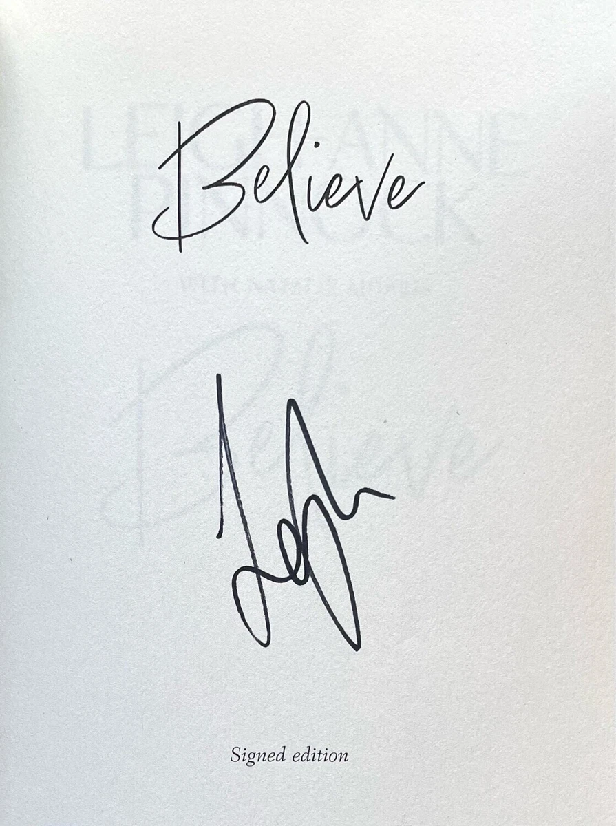 Leigh Anne Pinnock Signature