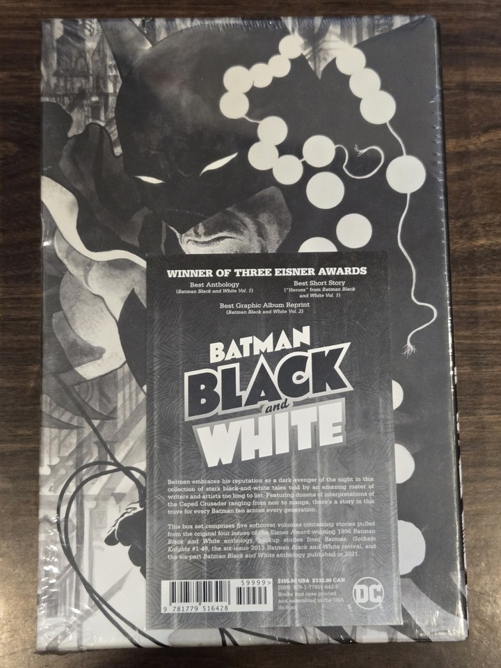 BATMAN BLACK AND WHITE BOX SET / VOLUMES 1 2 3 4 5 / NM AND UNOPENED ...
