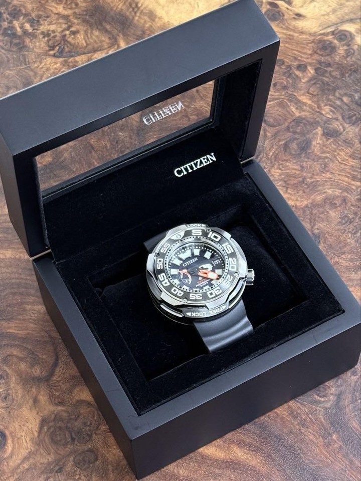 CITIZEN Promaster Eco-Drive Professional Diver 1000m BN7020-09E | eBay