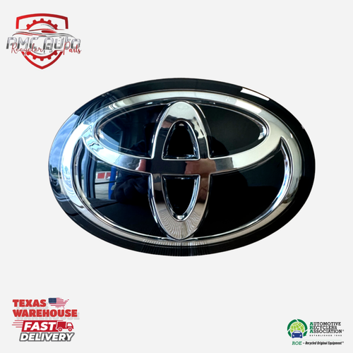 2018, 2019, 2020 Toyota Sienna Front Grille Emblem Logo Radar OEM 53141 ...