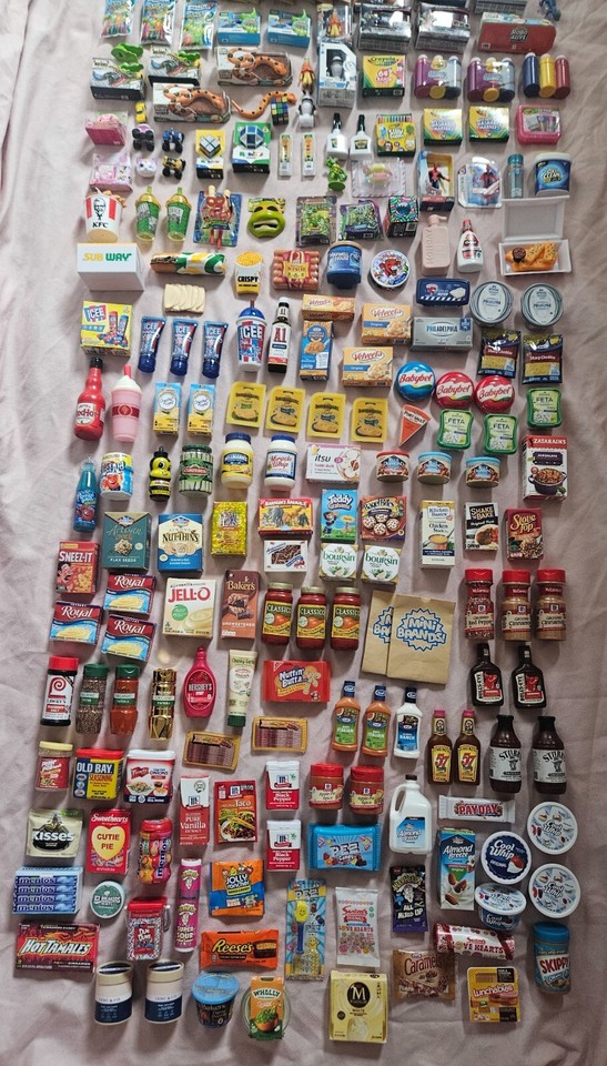 ZURU Mini Brands Miscellaneous Toys and Foods Various Series Mystery ...