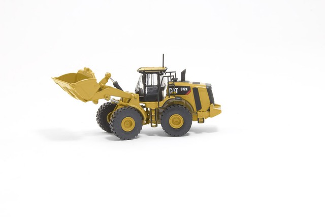 Caterpillar 1 87 Scale Diecast Model Replica 972K Wheel Loader TR10006 ...