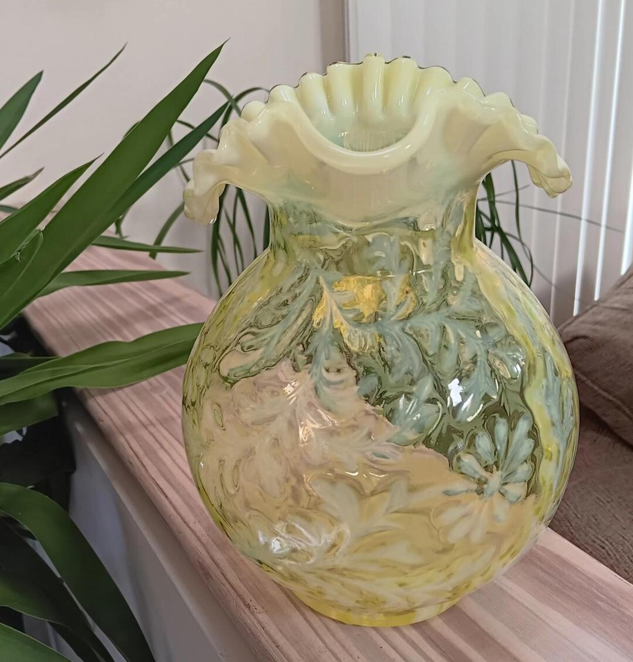 Fenton Daisy & Fern Topaz Glass Pitcher, Opalescent Vaseline Art Glass ...