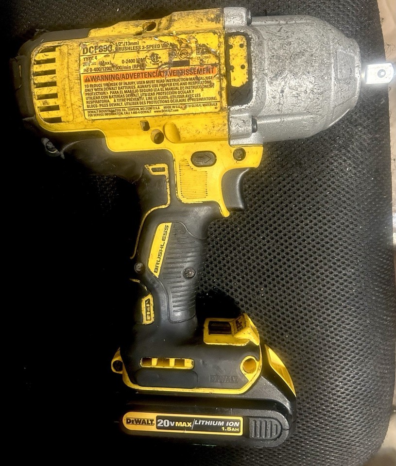 DeWalt DCF899 20V MAX XRBrushless1/2" High Torque ImpactWrench W ...