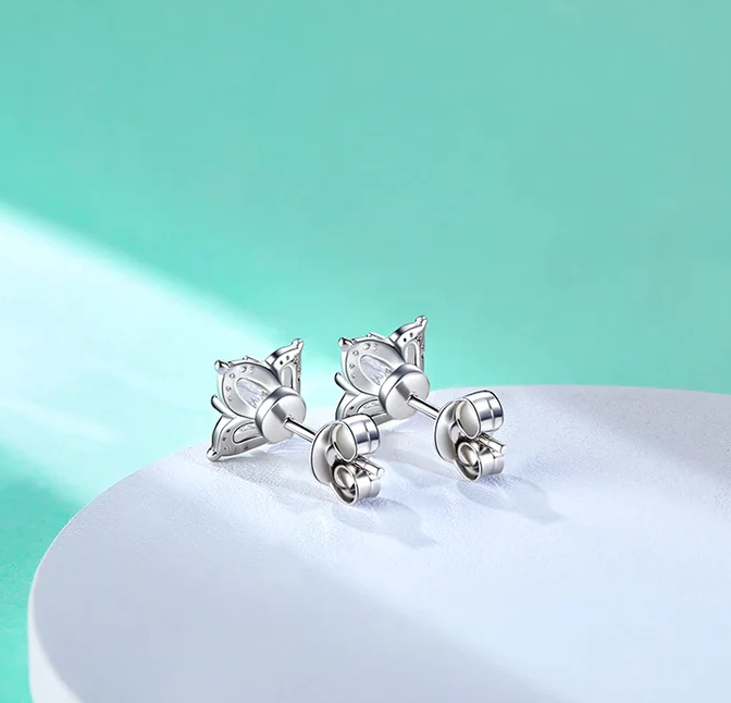 Solid 950 Platinum, Brilliant Cut Moissanites Windmill Flower Stud ...