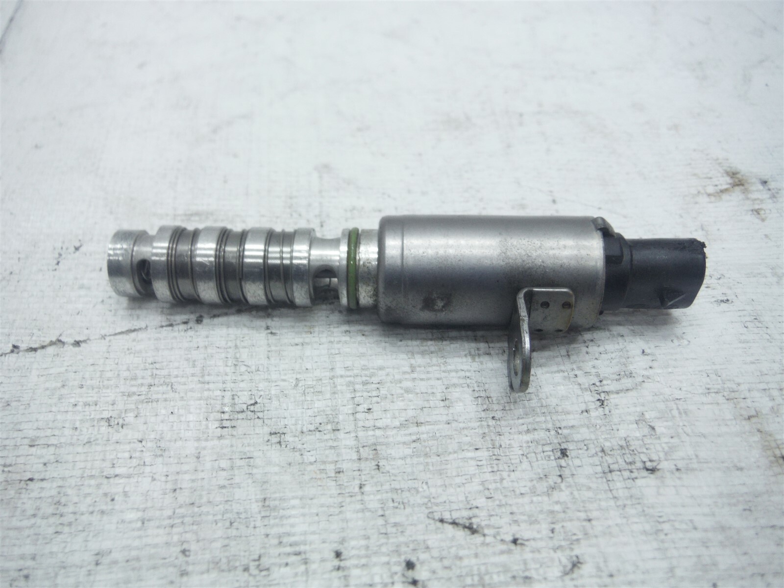 2011-2016 HYUNDAI AZERA DRIVER LH OIL CONTROL VALVE ASSEMBLY OEM 24355 ...