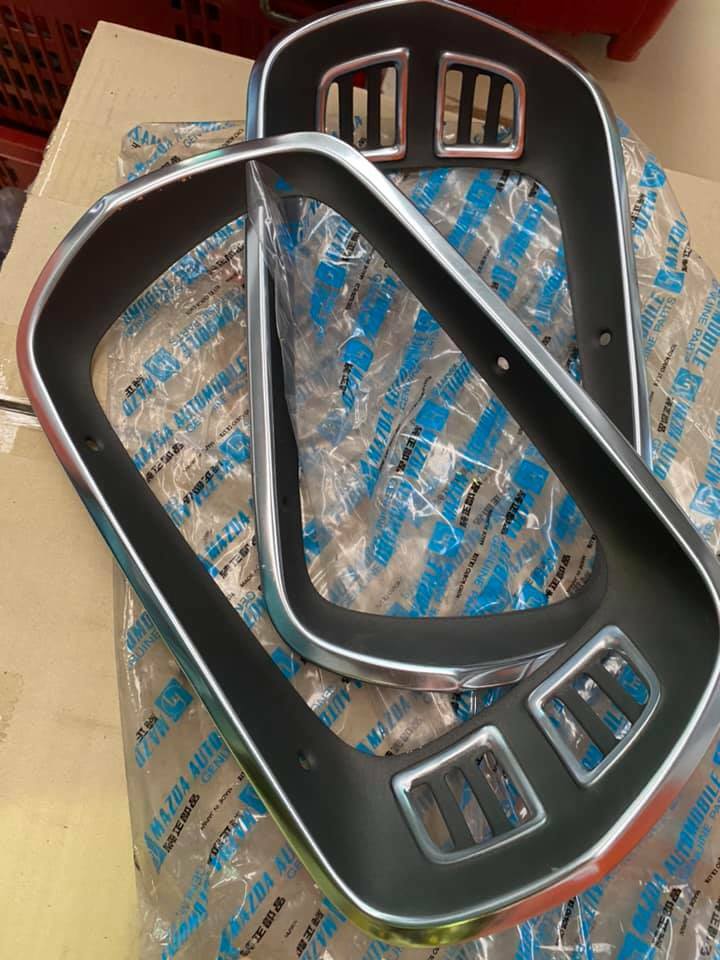 Mazda 808 818 Rx3 Headlight head lamp Finisher Bezel (LH+RH) Genuine ...