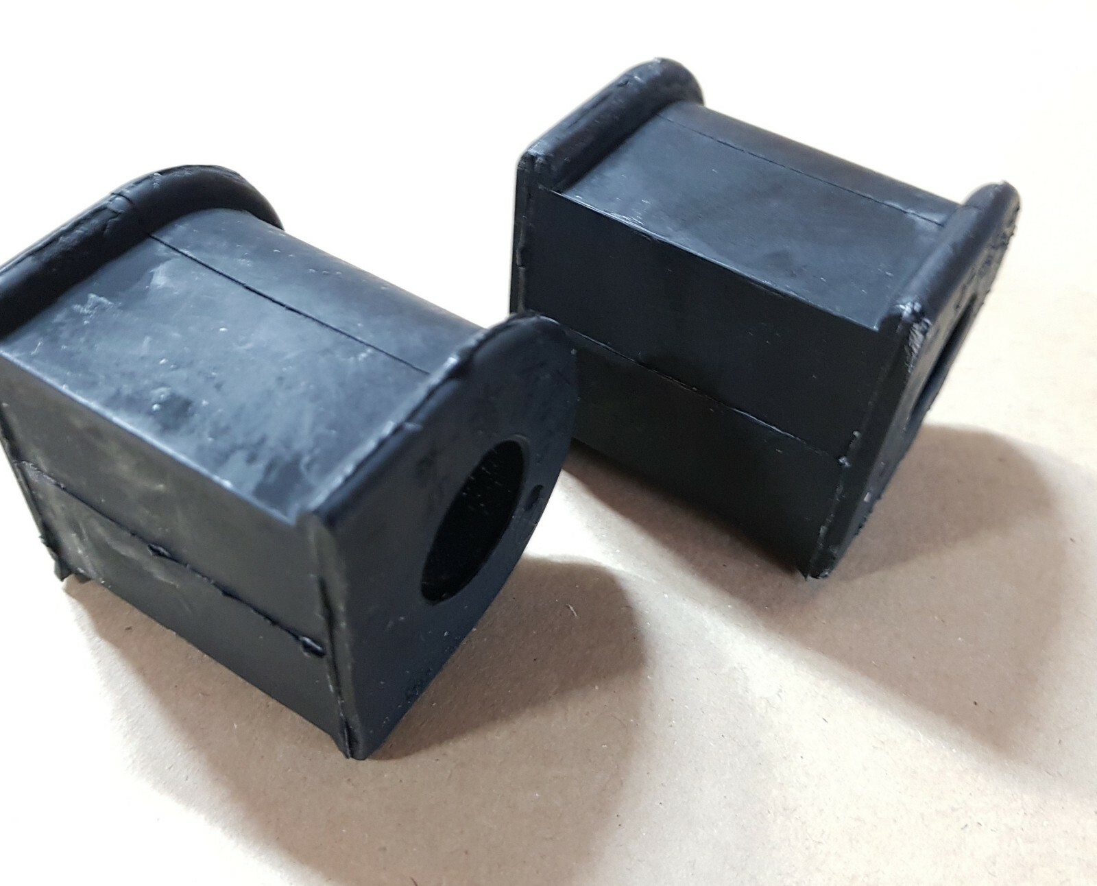 Genuine Rear Stabilizer Bar Bush 2 Piece ACTYON, KYRON, ACTYON SPORTS ...