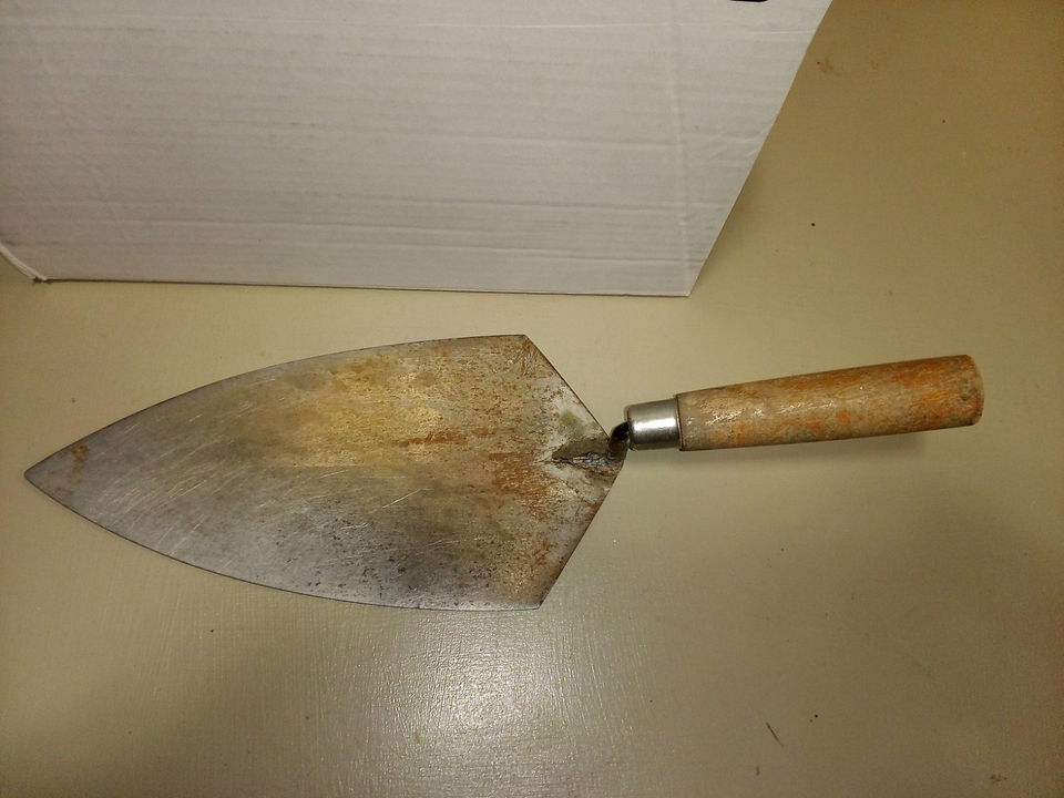 Vintage Wood Handle Concrete/ Brick Trowell. 15". Very Nice condition ...