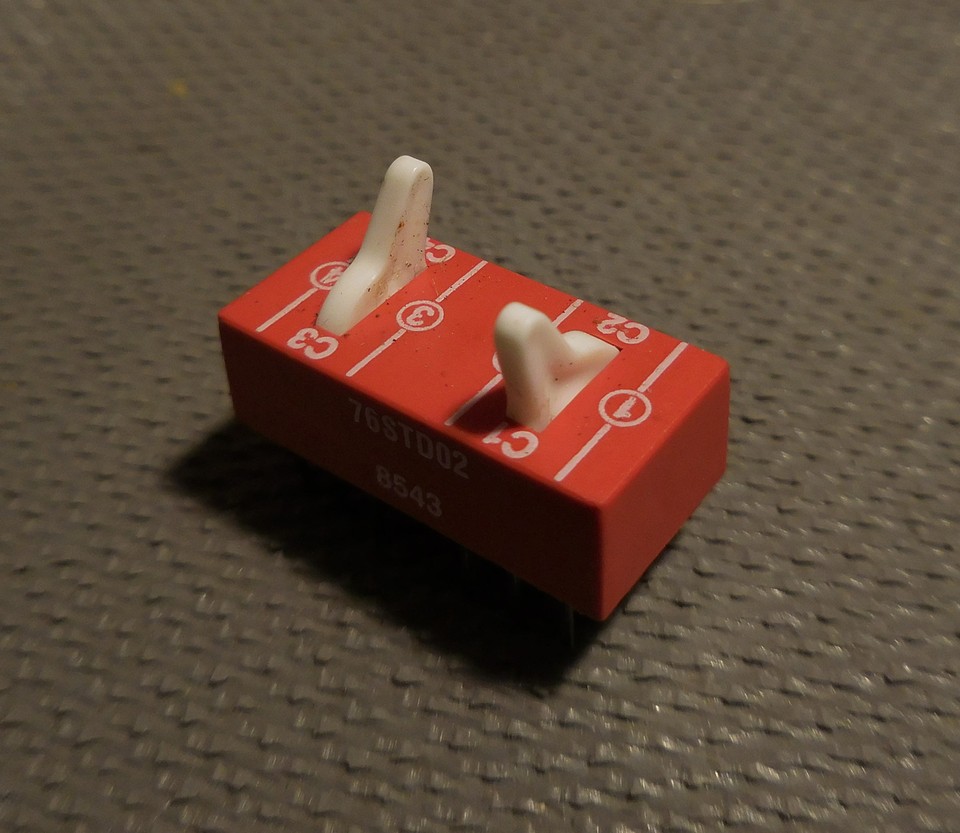 5 Grayhill Toggle 2 DPDT DIP Switch 2 Double Pole Double Throw Switches ...