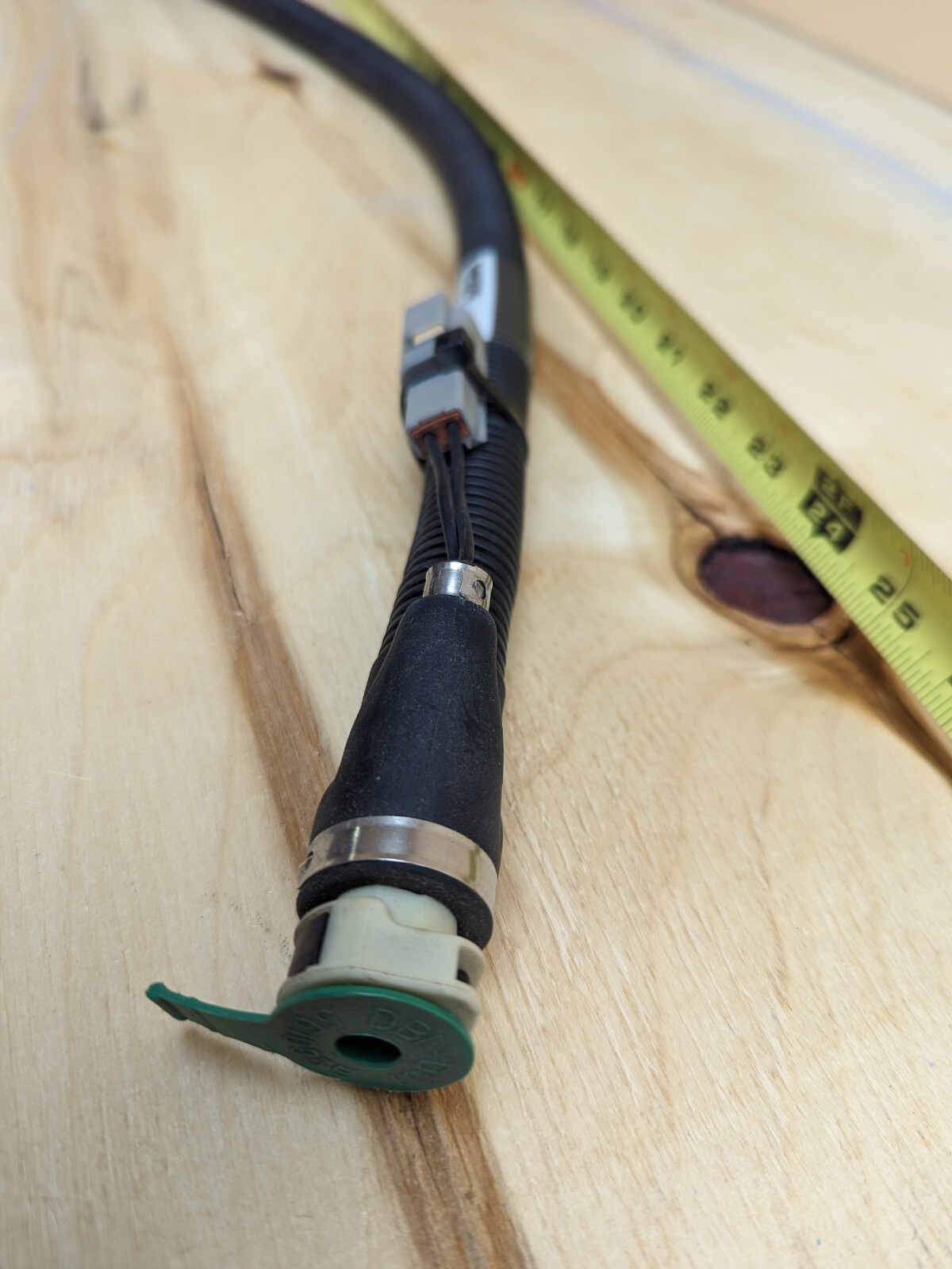 M50-6034-74320600 M50-6032-74320550 Heated DEF Hose Assembly 6MM X ...