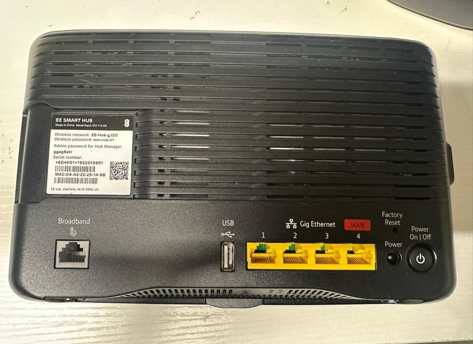 EE Smart Hub Router Broadband Clean & Ready Working EE-Hub-gj20 | eBay UK
