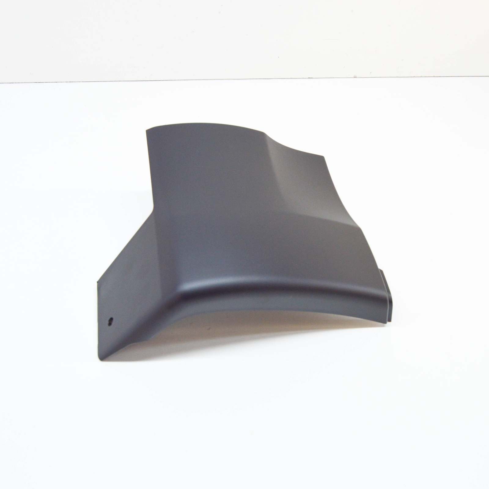 OEM Land Rover Discovery V L462 Front Right Arch Molding LR082946 ...