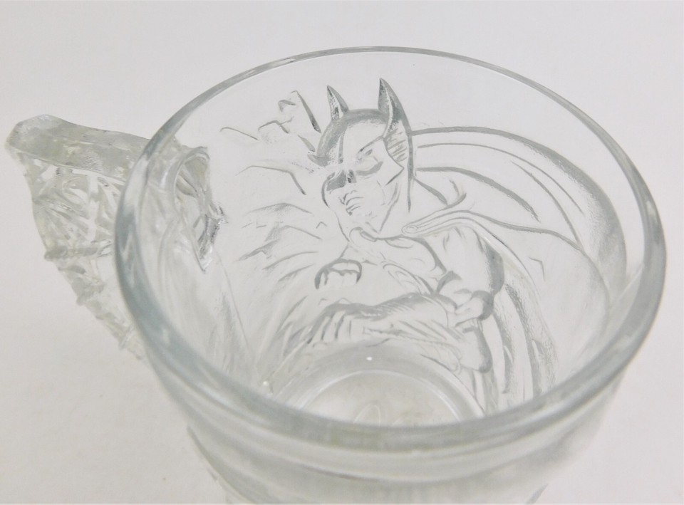 Batman Forever McDonald's Batman Glass Cup Mug Embossed DC Comics 1995 ...