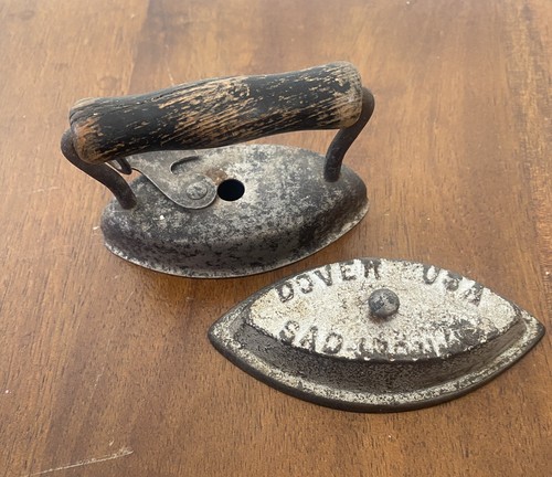Antique Miniature Dover Sad Iron USA Salesman Sample/Toy w/ Removable ...