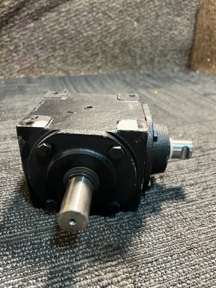 Hub City Bevel Gear Drive Gearbox Dual Shaft Style 0221-19687 150 1/1 F ...