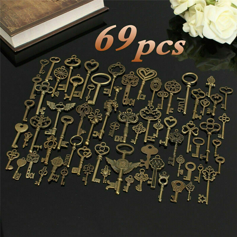 Set of 69 Antique Old Look Ornate Skeleton Keys Lot Pendant Fancy Heart ...