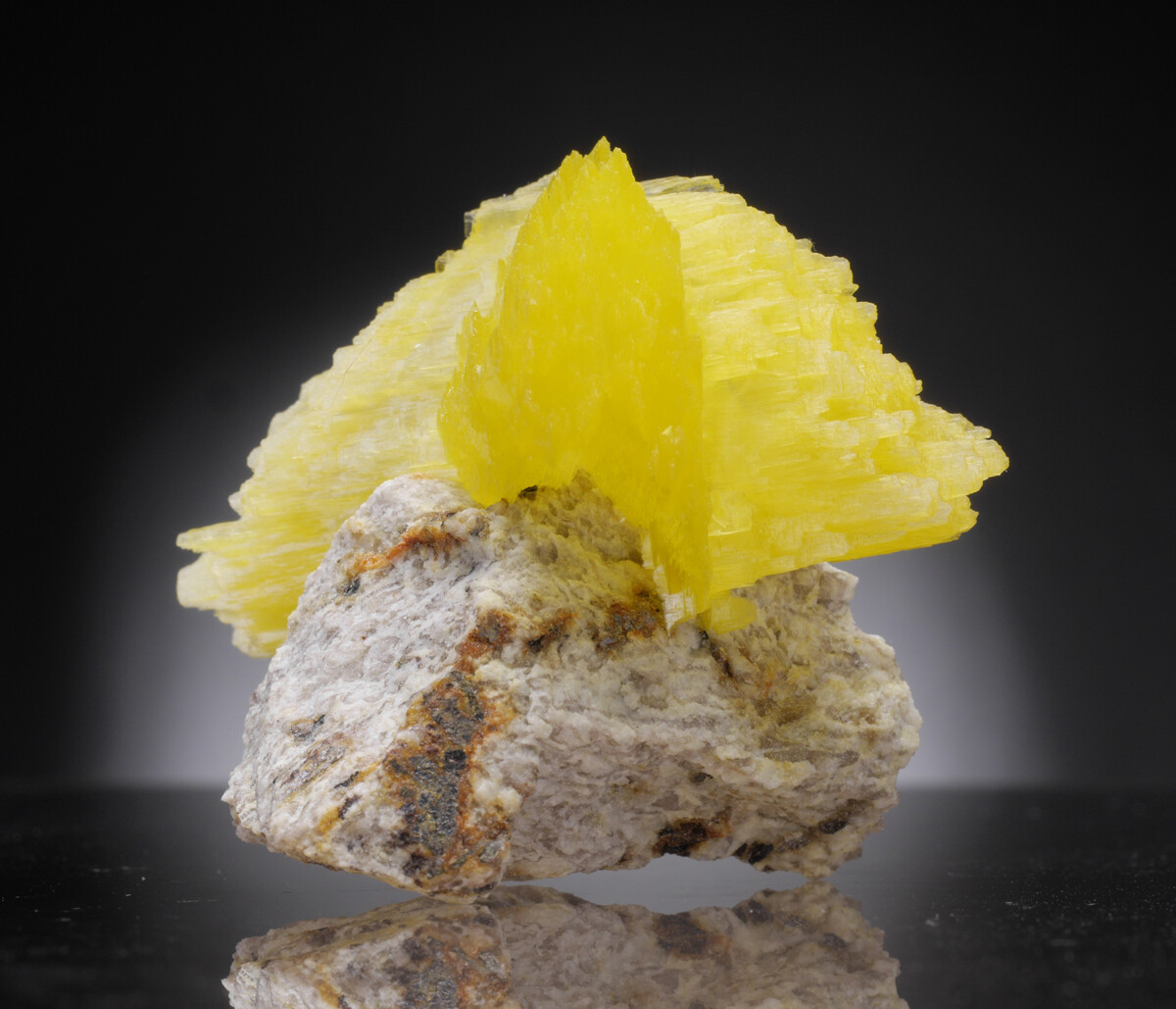 Arcanite crystals on matrix from Poland yellow like wulfenite | eBay