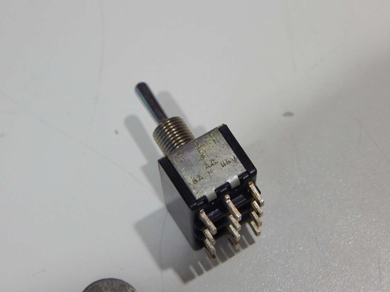 J-B-T JMT-421 SWITCH ON-OFF-ON 115V 5A 4P4T TOGGLE SWITCH - FAST ...