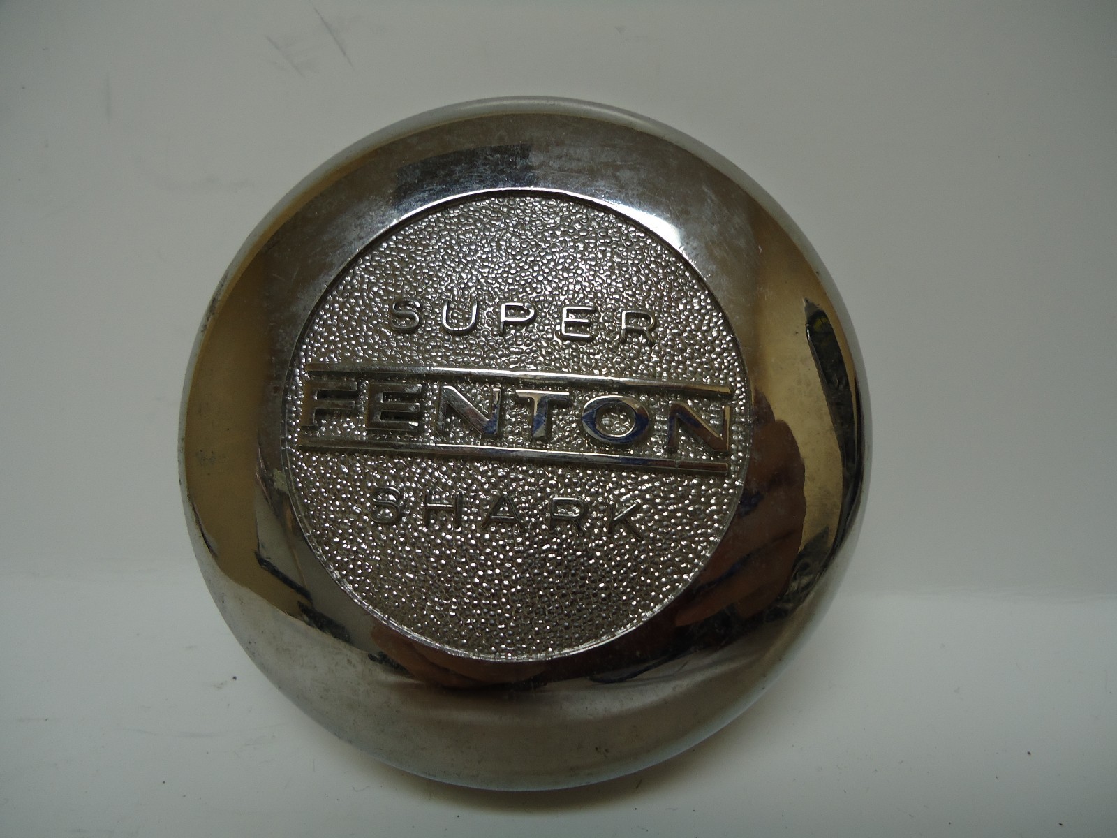 ~VINTAGE FENTON Super Shark, CHROME Wheel Center Cap 3" Diameter, FREE ...