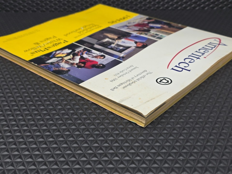 1994-95 Metro Detroit Southfield 810 Phone Book Yellow Pages Ameritech ...