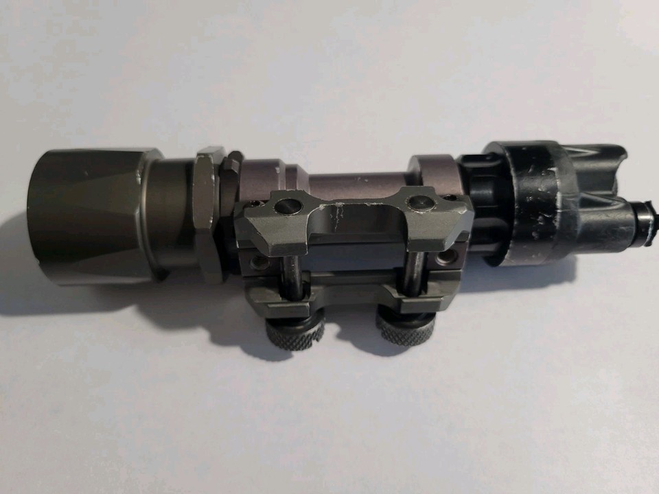 SureFire M951 weapon light | eBay