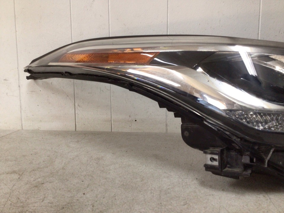 2020-2022 Toyota CHR Passenger RH LED Headlight Lamp OEM#R6 | eBay