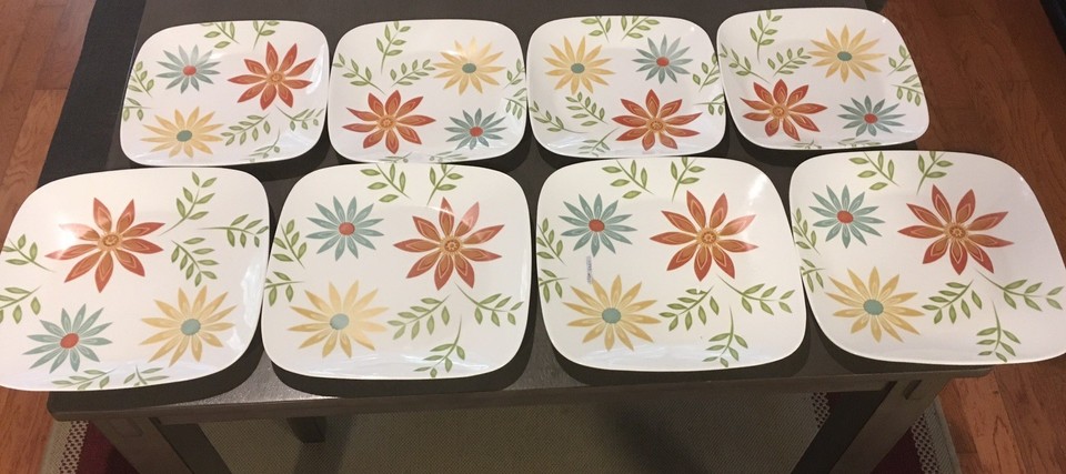 Set Of Four Corelle Dinner And Lunch Plates In the Happy Days Pattern ...