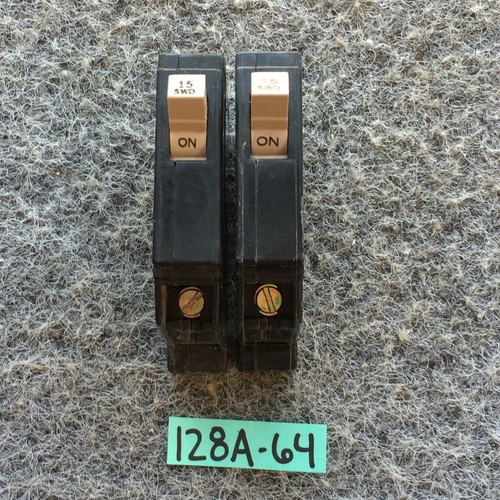 Lot of 2 Cutler Hammer CH115 1 Pole 15 Amp 120/240V Plastic Foot ...