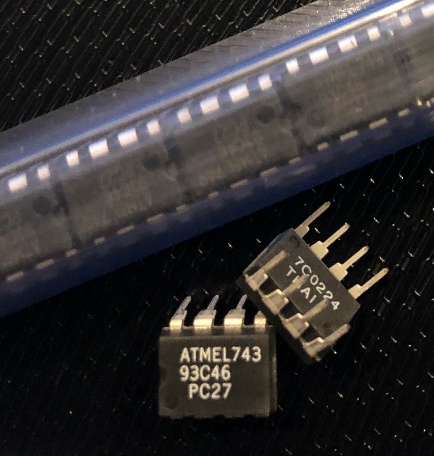 ATMEL AT93C46-10PC-2.7 EEPROM, 64X16, Serial, CMOS, PDIP8 **NEW** Qty.3 ...