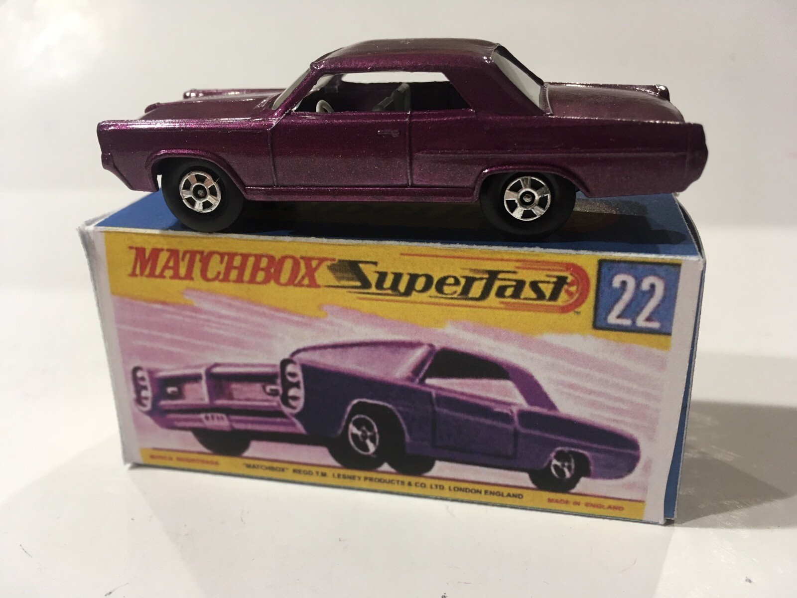 Matchbox Lesney 22 Pontiac Coupe Superfast Repro Box 22 Pontiac Box ...
