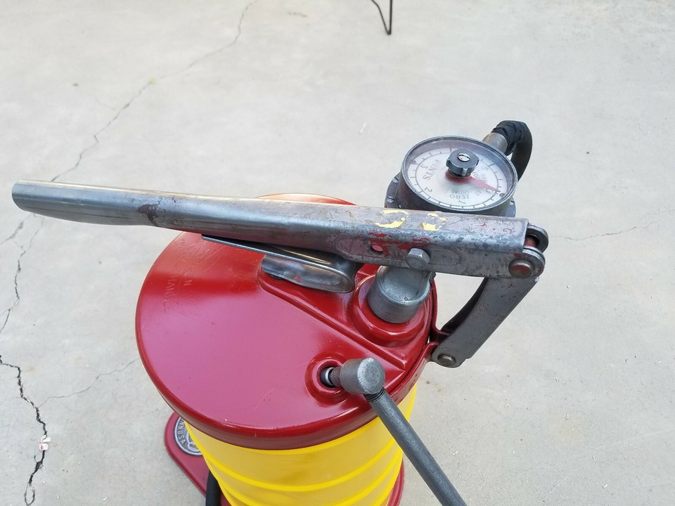 VINTAGE GRACO SERVICE STATION OIL DISPENSER LUBE AUTOMOBILE | eBay