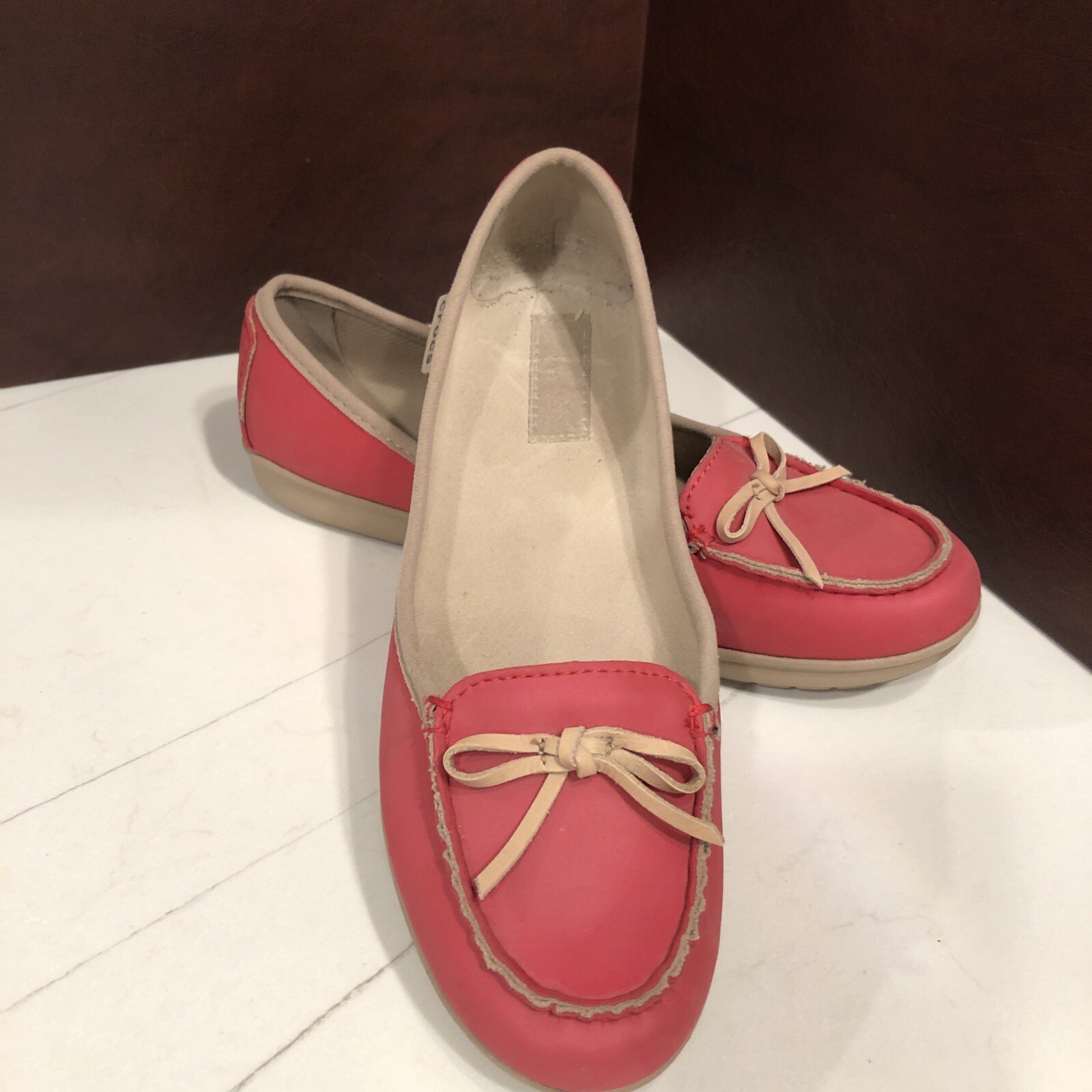 Crocs Sz 9 Slip On Flats - Gem