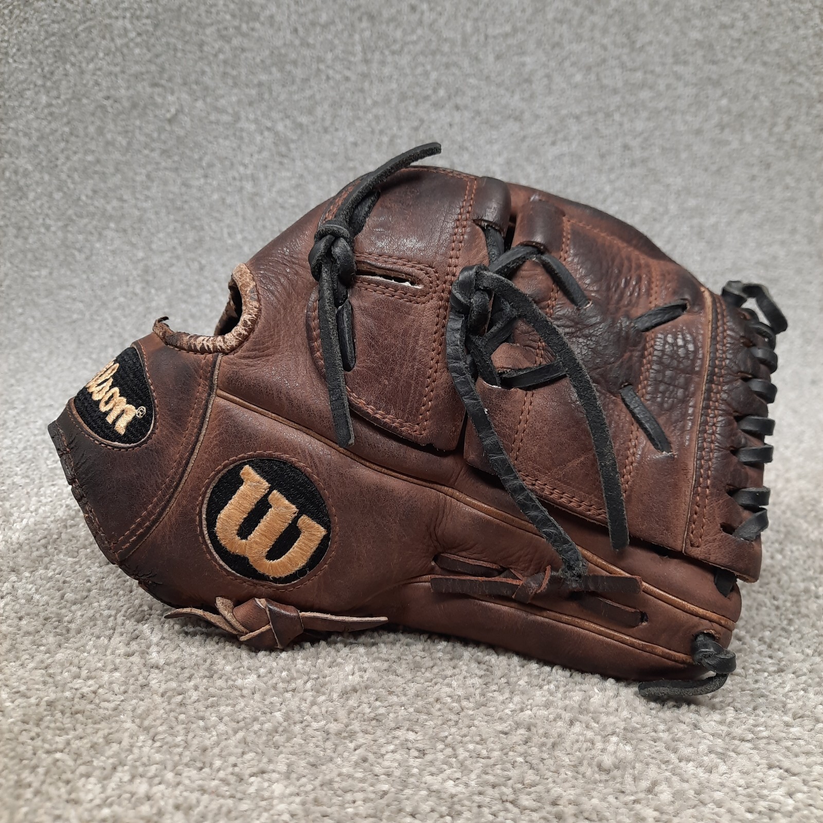 Wilson A2000 Pro Stock Infield Pitcher Baseball Glove 11.75 RHT RH ...