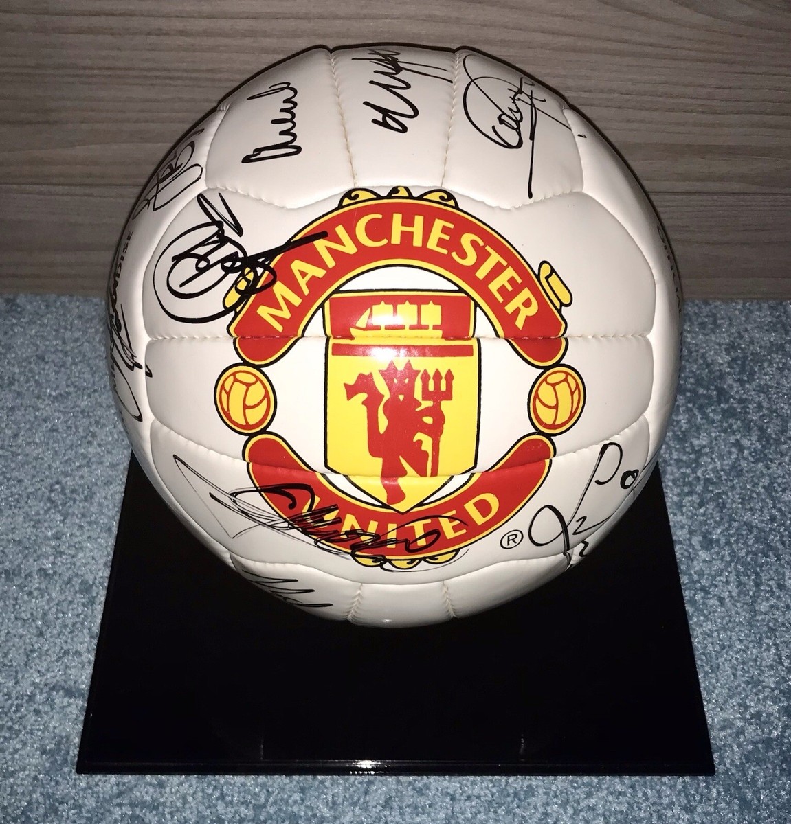 Signed Manchester United Soccer Ball Manchester United Signed Football