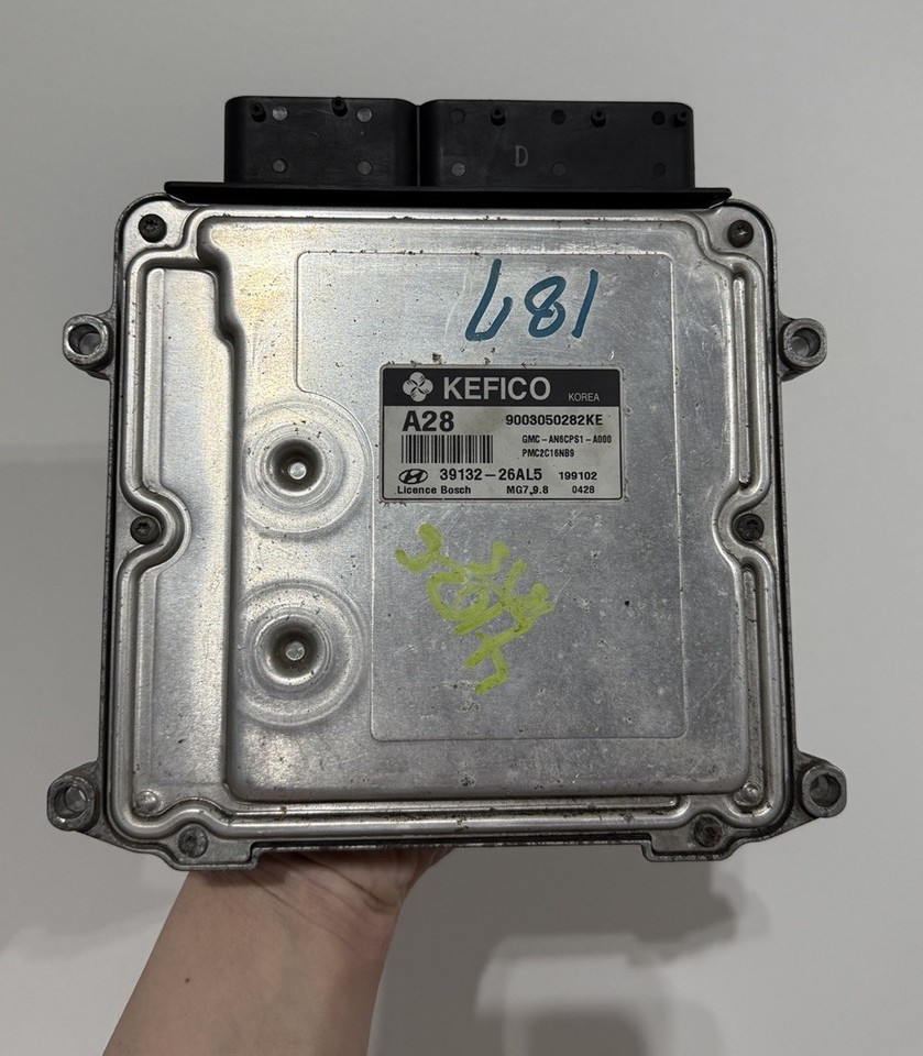 2010 Hyundai Accent 1.6L ECU ECM PCM Engine Control Module OEM 39132 ...